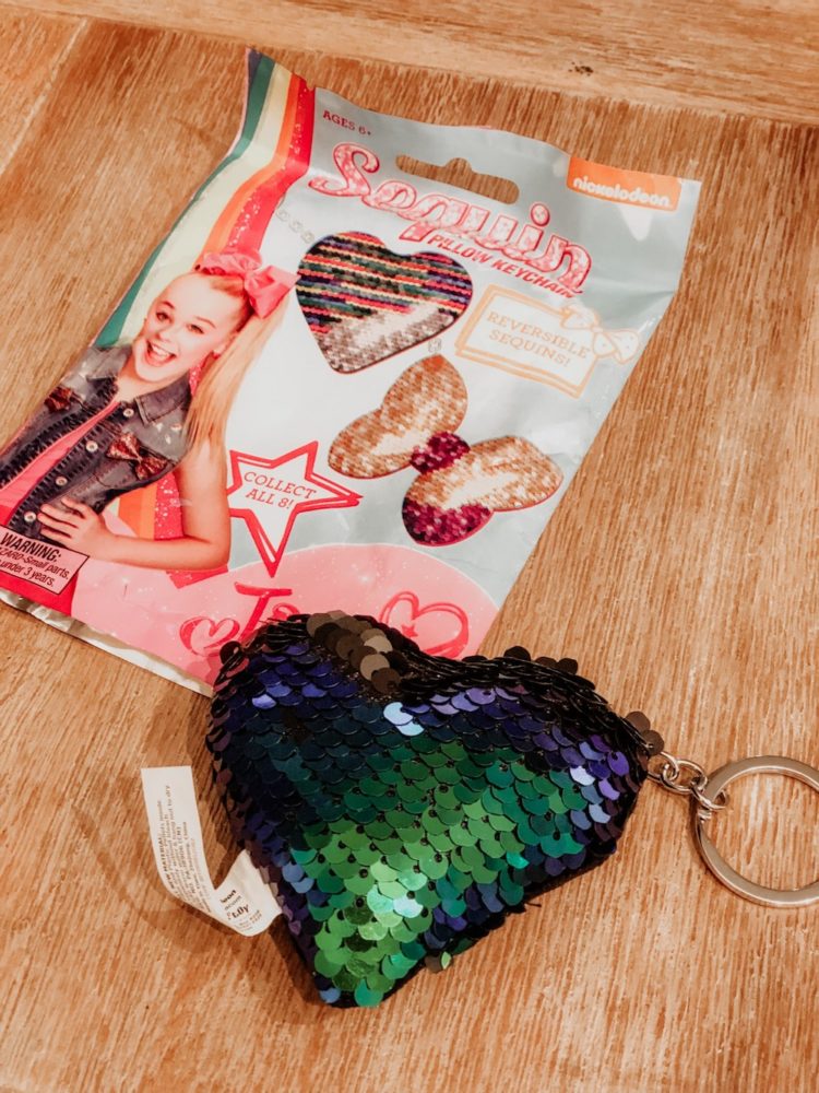 Squish 'Ums, LOL Mini Bows, JoJo Siwa Keychains, Cutie Beans ...